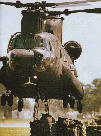 CH-47D/F / MH-47E Chinook Helicopter - Army Technology