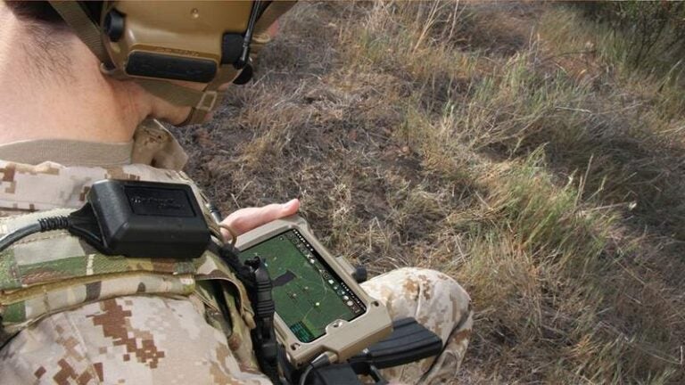 Rockwell Collins unveils FasTAK integrated targeting system for ...