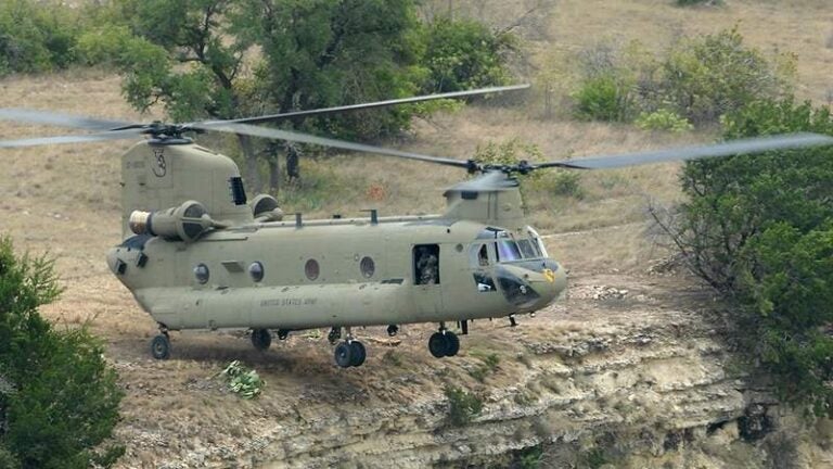 Rockwell Collins to upgrade CAAS on US Army’s CH-47F Chinook fleet