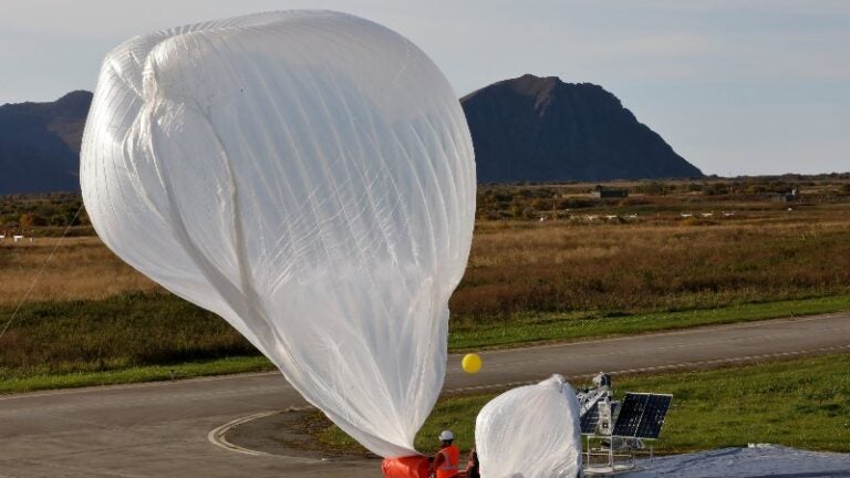 Raven Aerostar wins DoD contract to display stratospheric balloon utilities