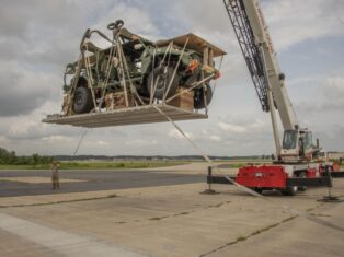 US Army conducts low-velocity airdrops on infantry squad vehicles