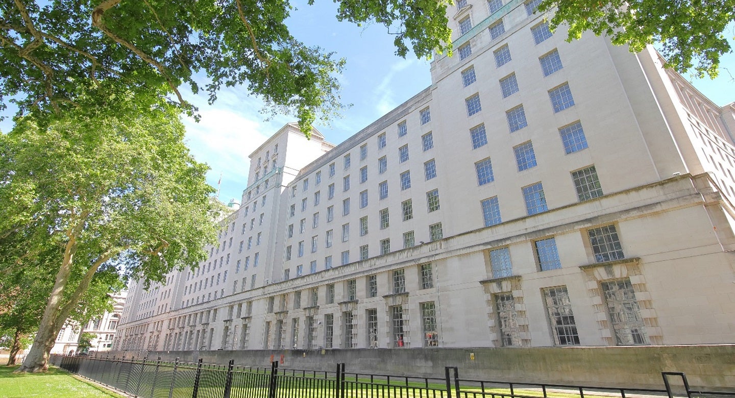 UK Defence Committee discerns MoD budget reduction in real terms - Army ...