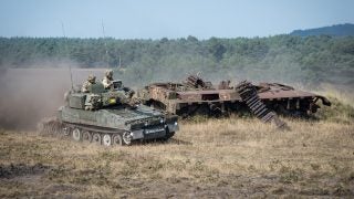 Analysis: UK artillery capability gap looms amid new AS90 donations to ...