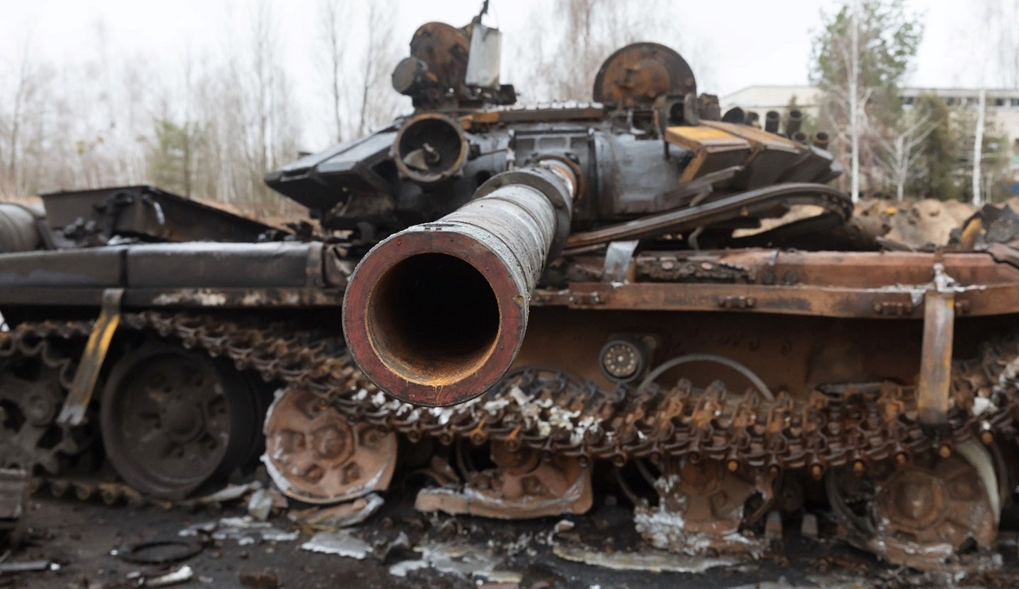 Steel Front builds protection for Ukrainian tanks from FPV drones ...